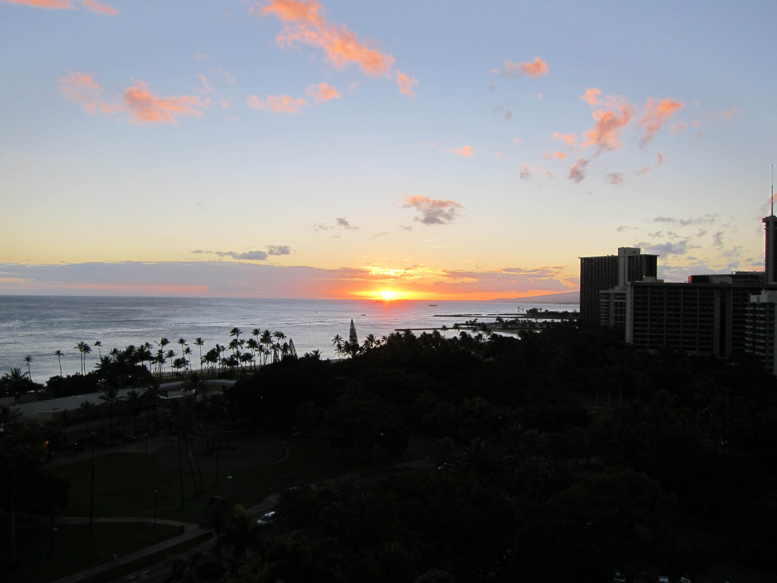 初心者も簡単！キヤノンPowerShotでプロなみ撮影＜撮影機材紹介＞ | EGORIDE